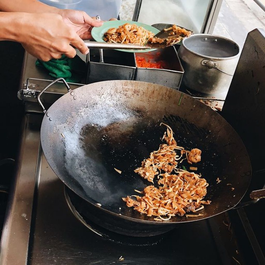 Delicious Char Koay Teow That You Should Taste in Penang - George Town City